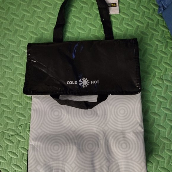 Storage & Organization | Nwt Hot Cold Cooler Bag Shopping Tote Beach ...